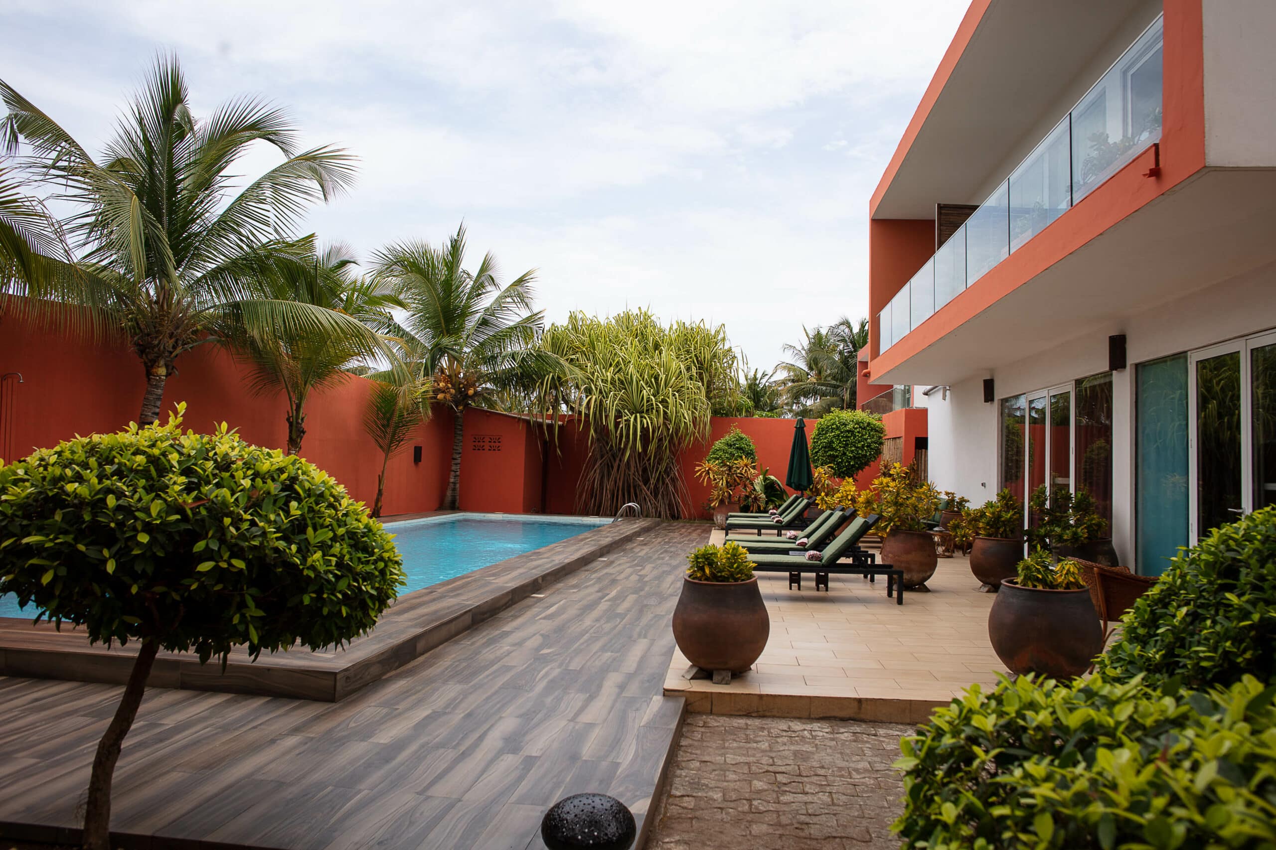 Maison Rouge à Cotonou : boutique-hôtel de luxe alliant authenticité et ...